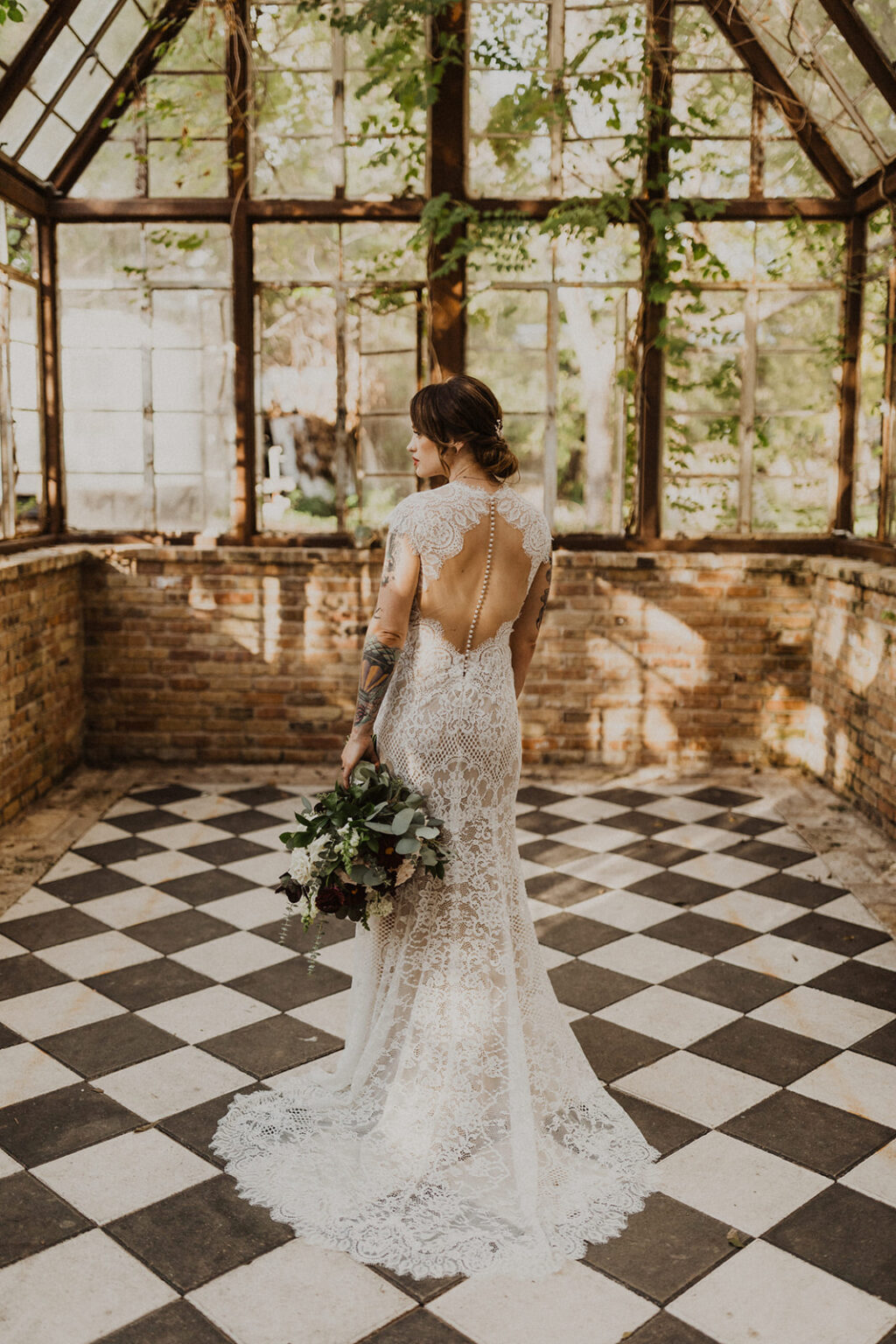 Sekrit Theater Austin: The Perfect Guide for a Fall Vintage Greenhouse ...